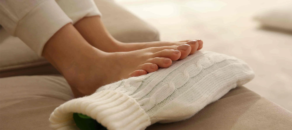 Cold Feet & Poor Circulation: Causes + Comfort Tips | Welliawell