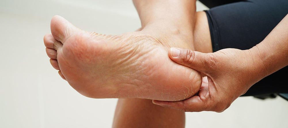 Tingling or Numb Feet: Causes + Comfort Tips | Welliawell